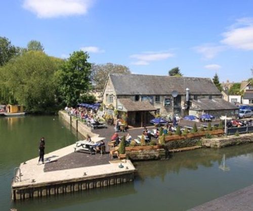 10 Things to do in Lechlade-on-Thames | StayCotswold