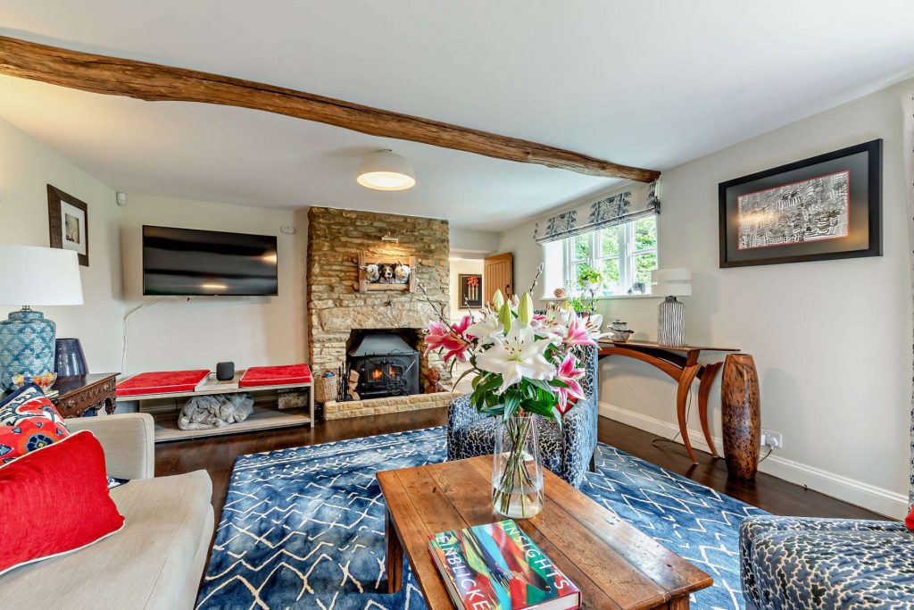Stonelands, Large 5 Bed Cotswold Holiday Cottage in Witney