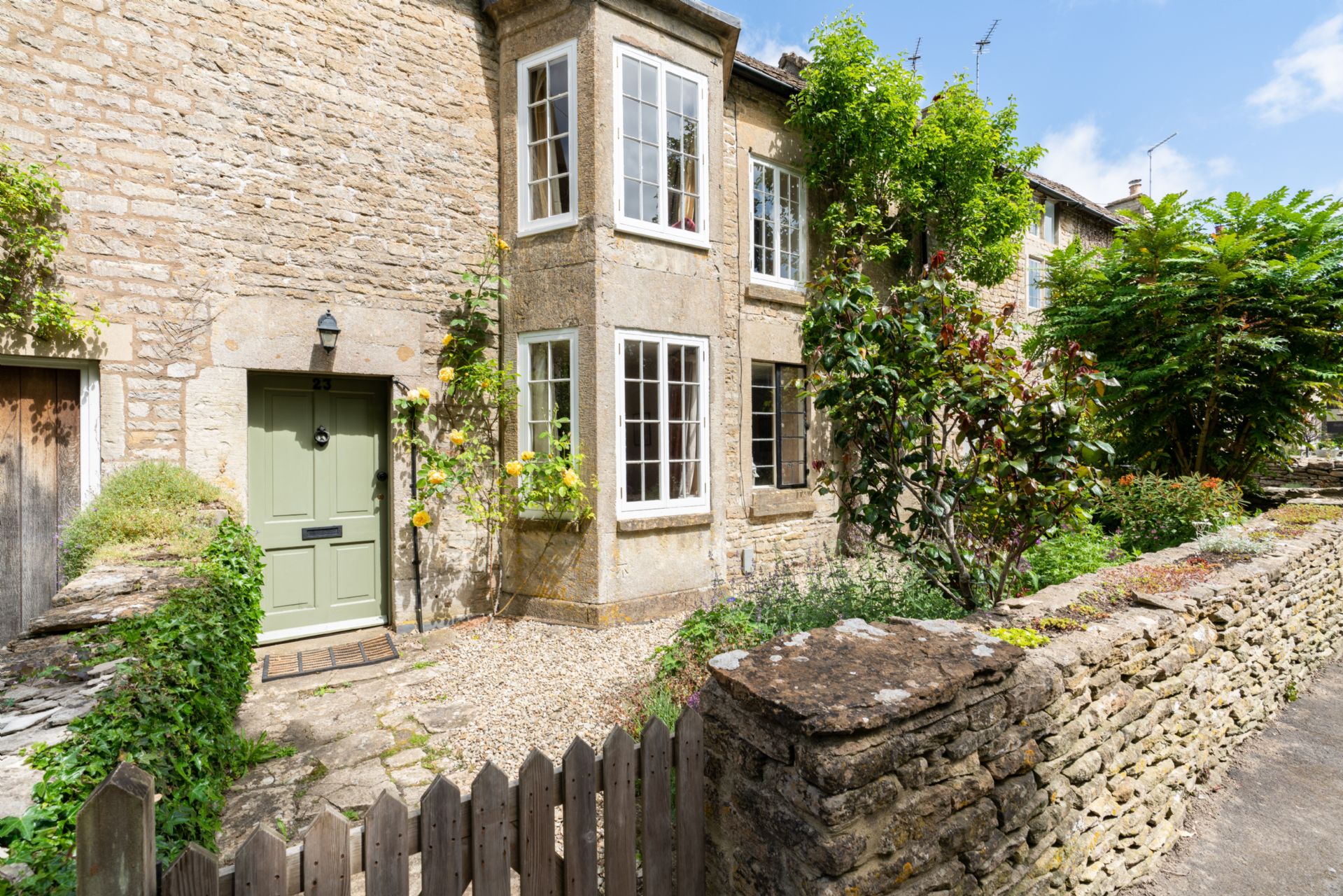 Pear Tree Cottage, 2 Bedroom Cotswold Holiday Cottage