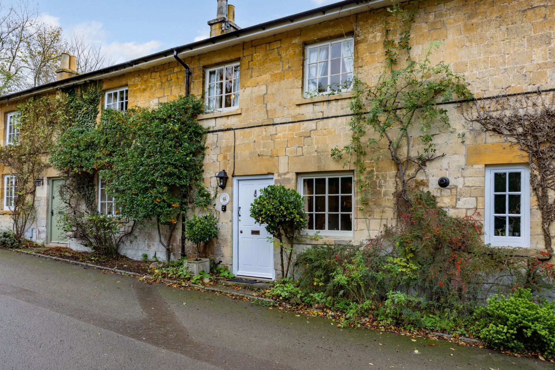 Honeysuckle Cottage, 2 Bed Dog Friendly Holiday Home in Blockley