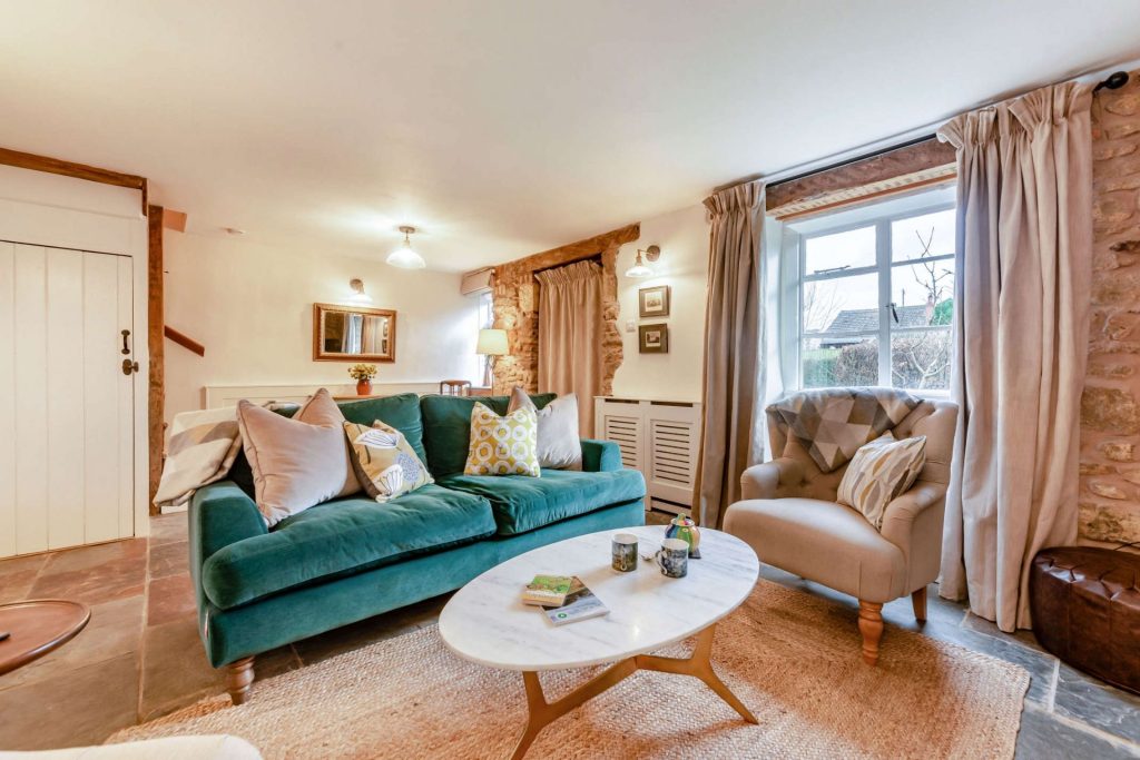 Brook Cottage, 2 Bed Cotswold Holiday Cottage near Shipston-on-Stour