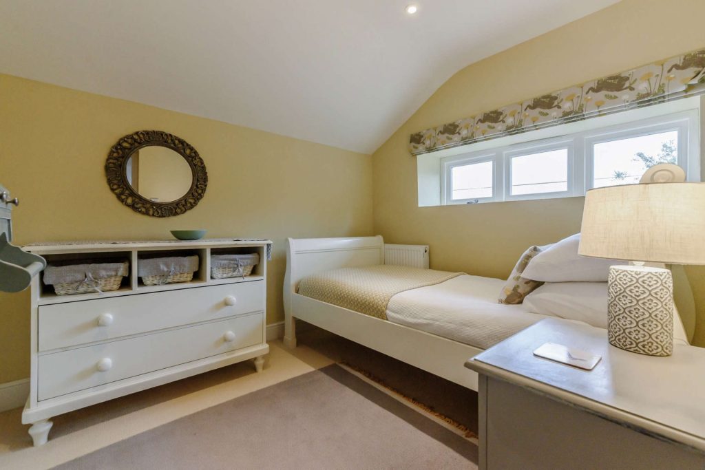 Laurel Tree Cottage, 6 Bedroom Cotswold Holiday Cottage