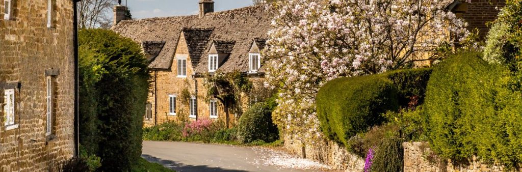 How to get to the Cotswolds from London | StayCotswold