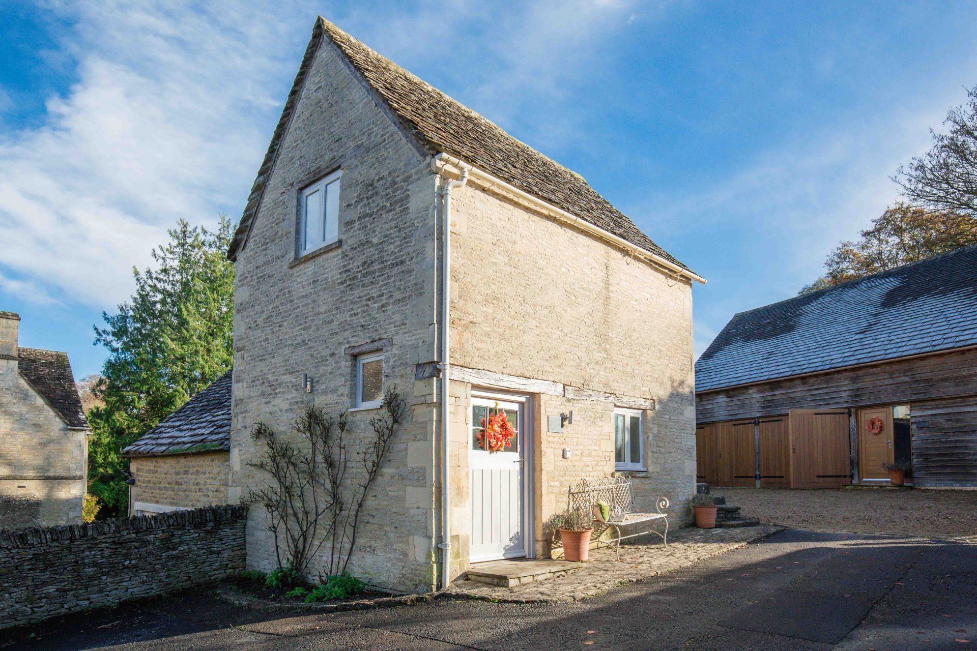 The Bothy, 1 Bed Romantic Holiday Cottage in Bibury